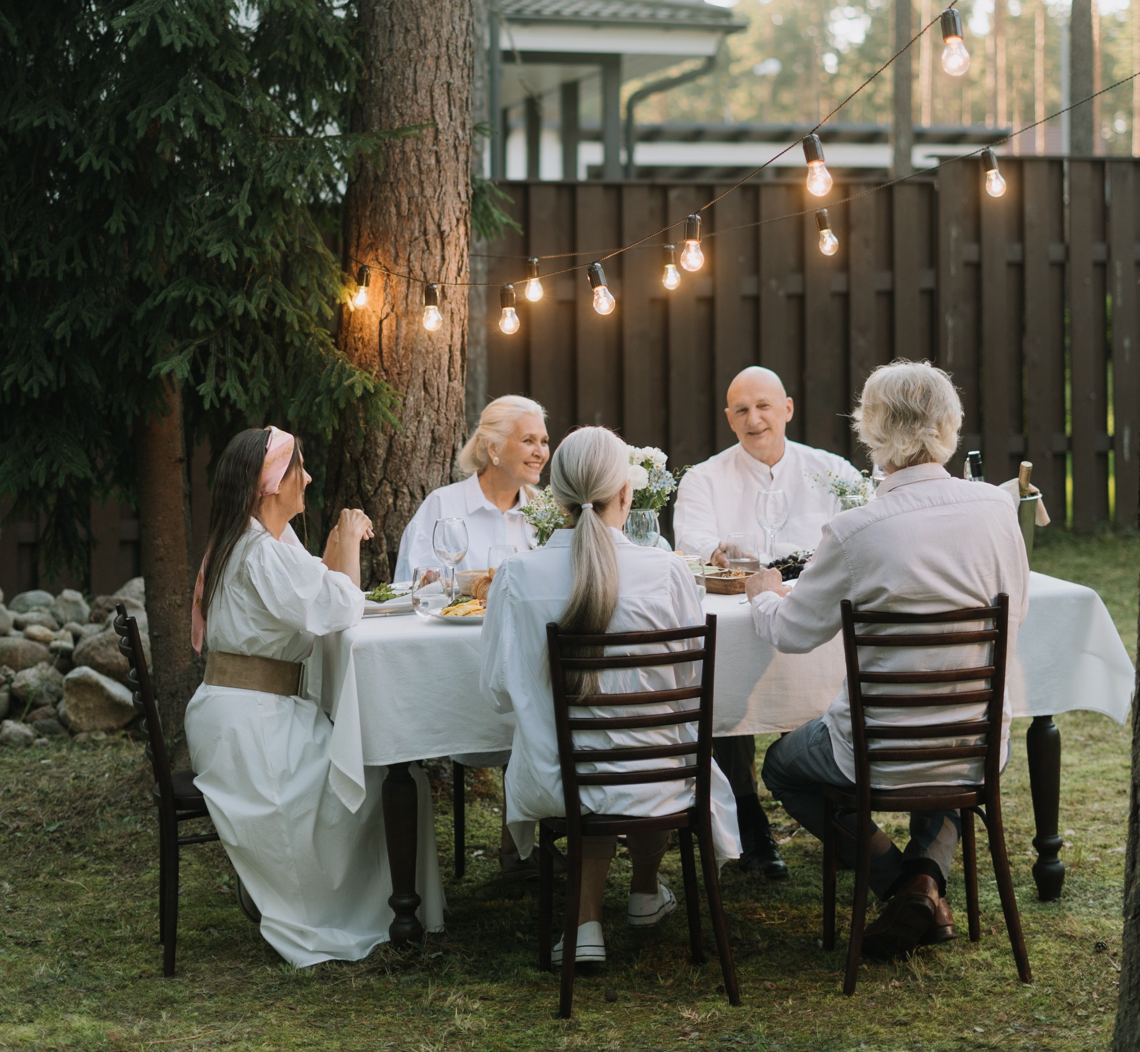 Ideas to Start Holiday Family Traditions | LionStory