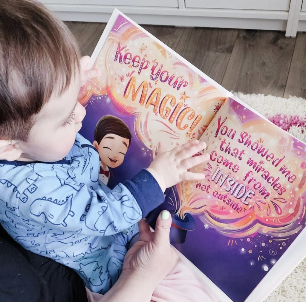 Personalized Mother's Day Gifts That Will Make Mom Smile | LionStory