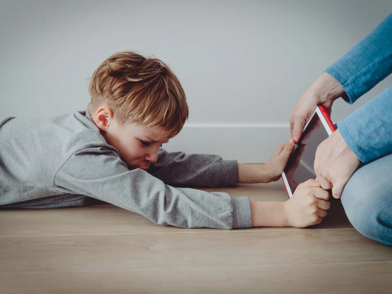 Reading vs. Screen Time: Which is Better for Your Child's Brain ...